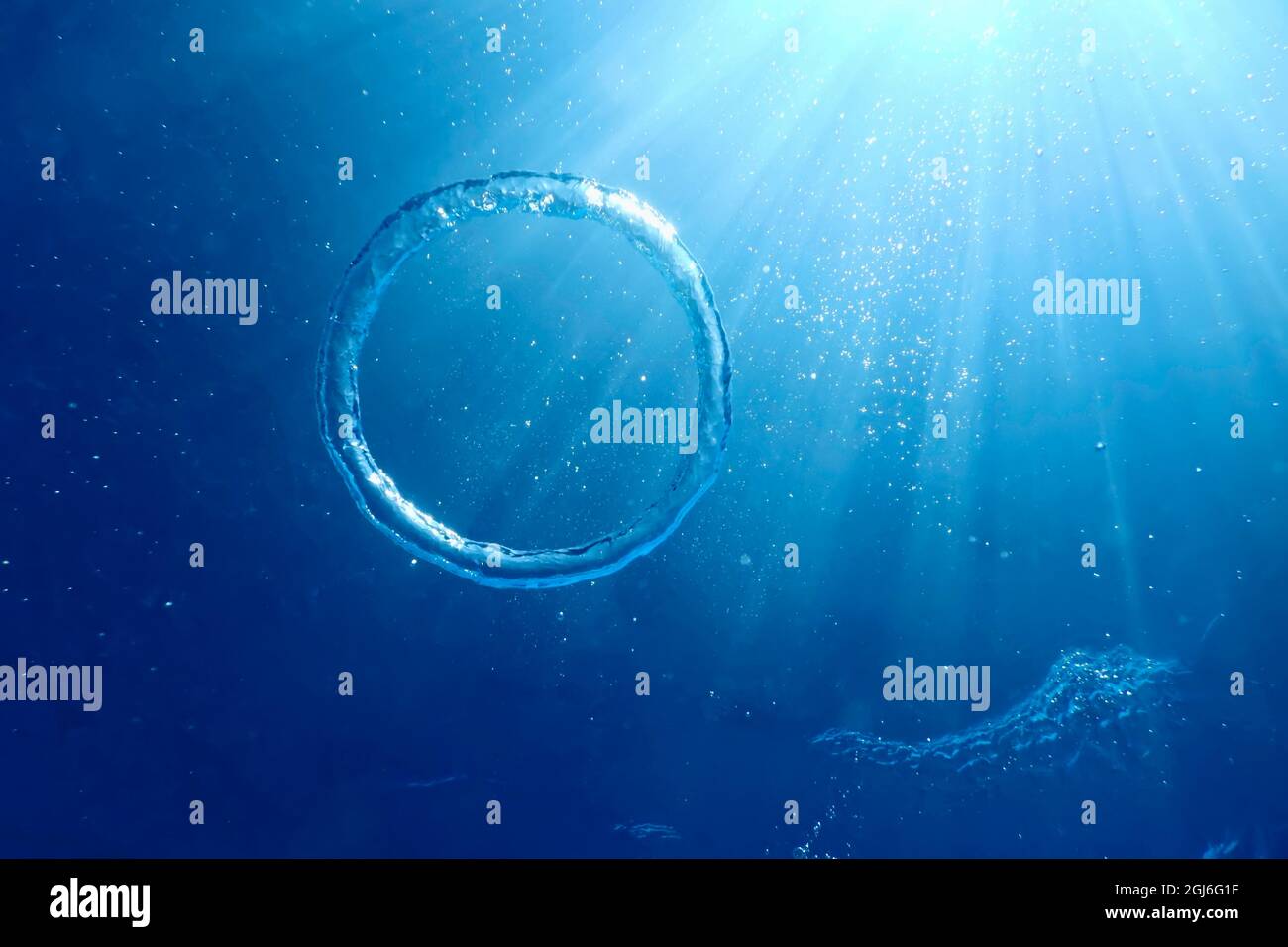 Bubble Ring Underwater, Ring Bubble Stock Photo - Alamy