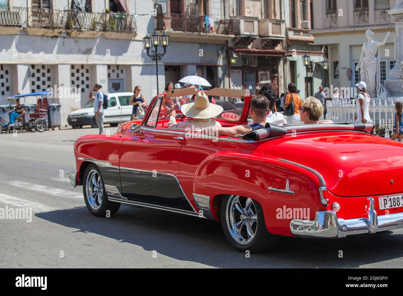 Classic red 1950s car hi-res stock photography and images - Alamy