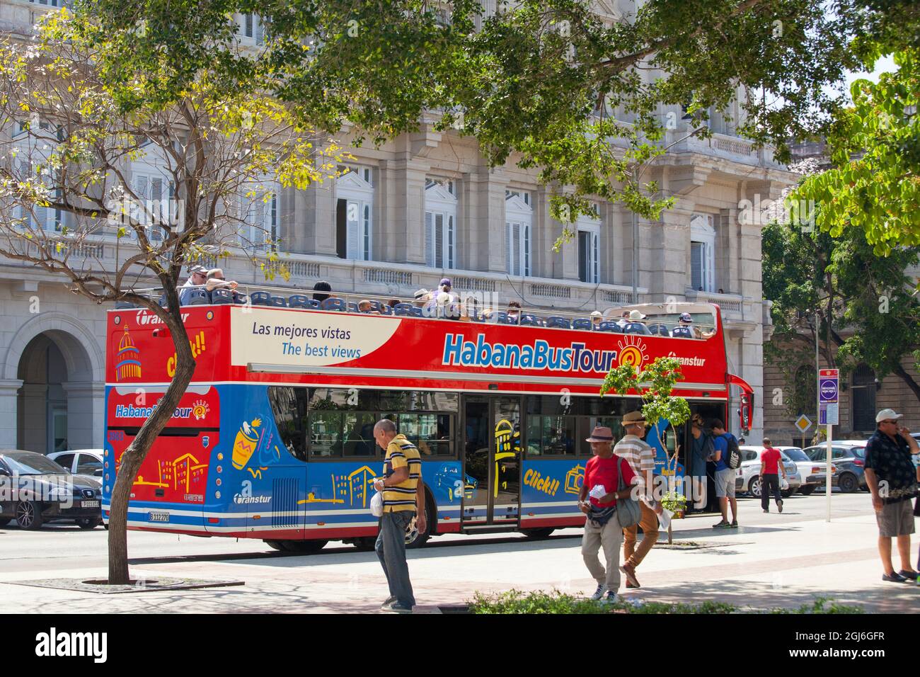 Havana bus tour cuba hi-res stock photography and images - Alamy