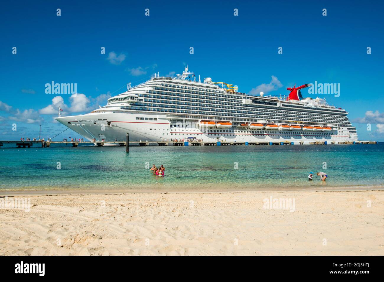 Cruise ship at Grand Turk Cruise Port, Grand Turk Island, Turks and ...