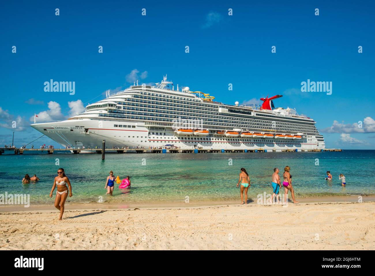 Cruise ship at Grand Turk Cruise Port, Grand Turk Island, Turks and ...