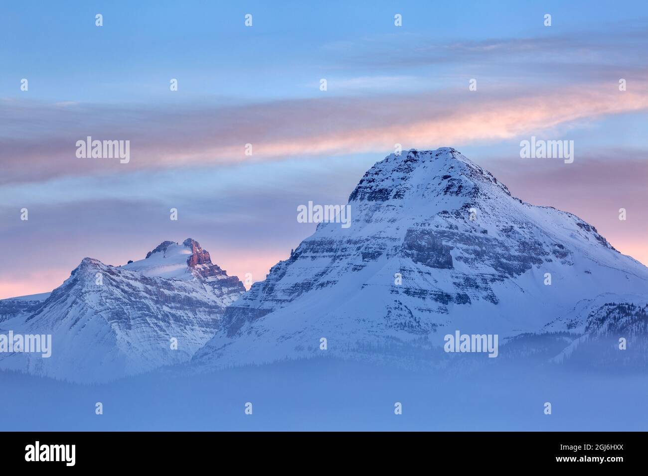 Hector lake banff national park hi-res stock photography and images - Alamy