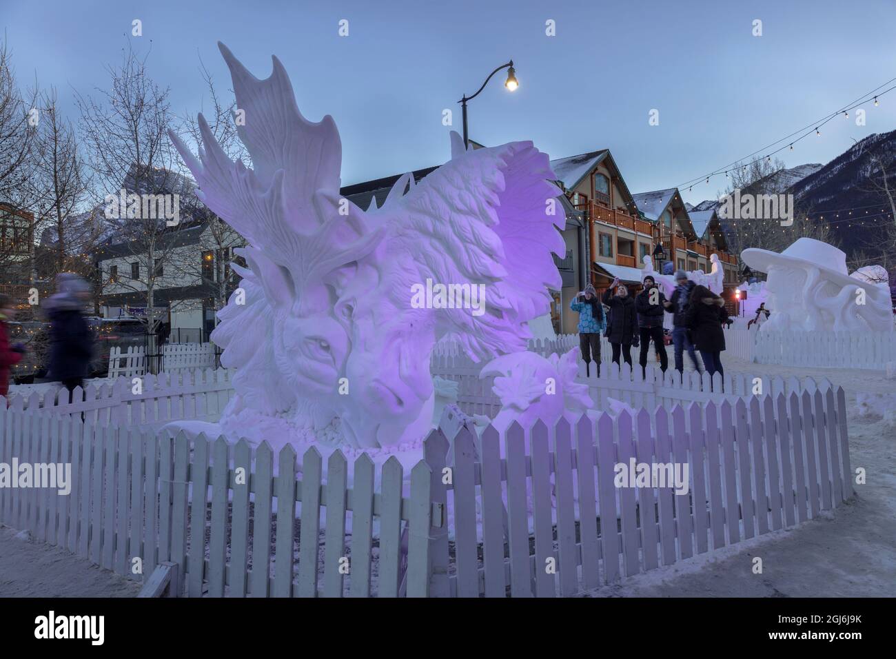 Banff snow days hi-res stock photography and images - Alamy