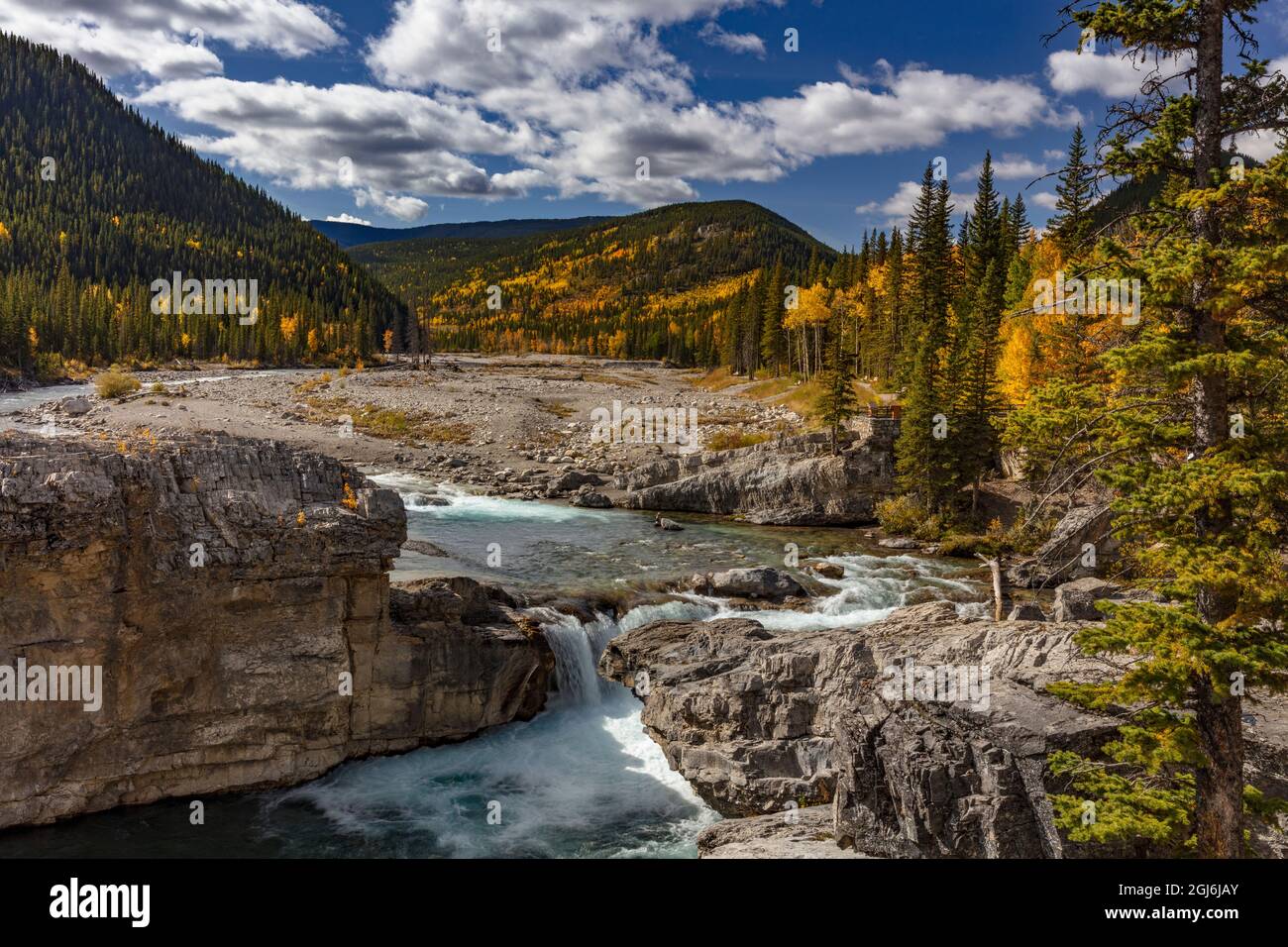 Elbow Falls in autumn in Kananaskis Country, Alberta, Canada Stock ...