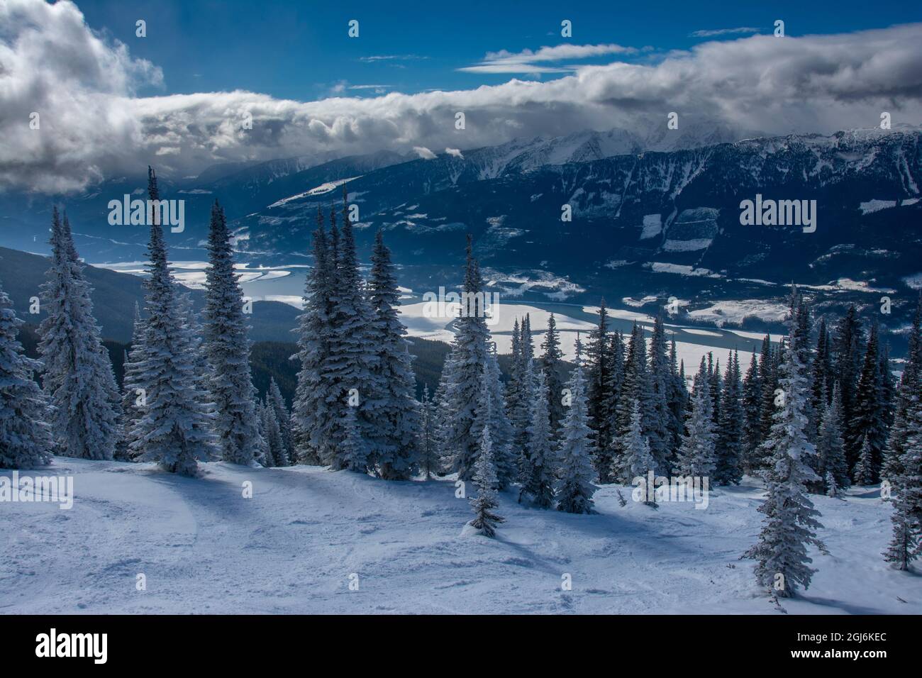 Revelstoke Mountain Resort High Resolution Stock Photography and Images ...