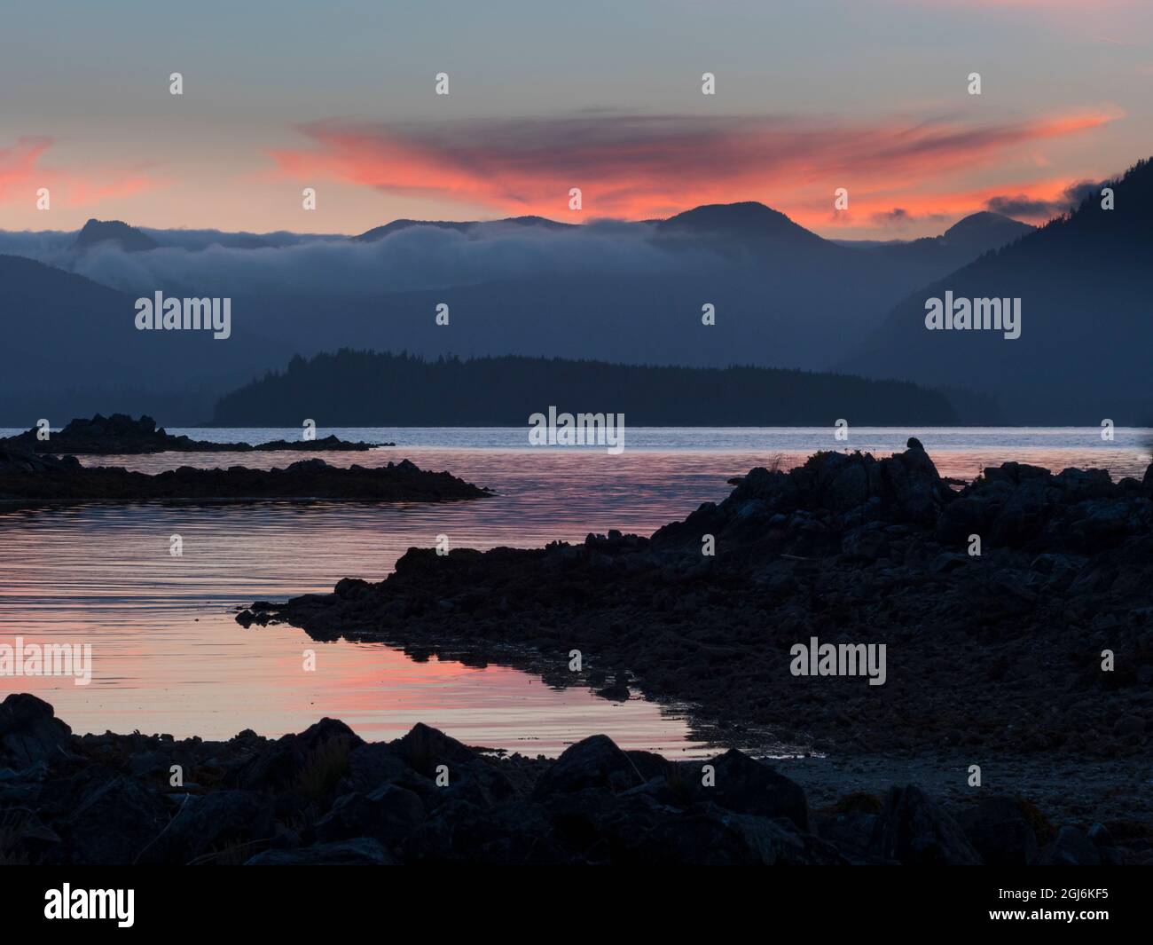 Broken islands hi-res stock photography and images - Alamy