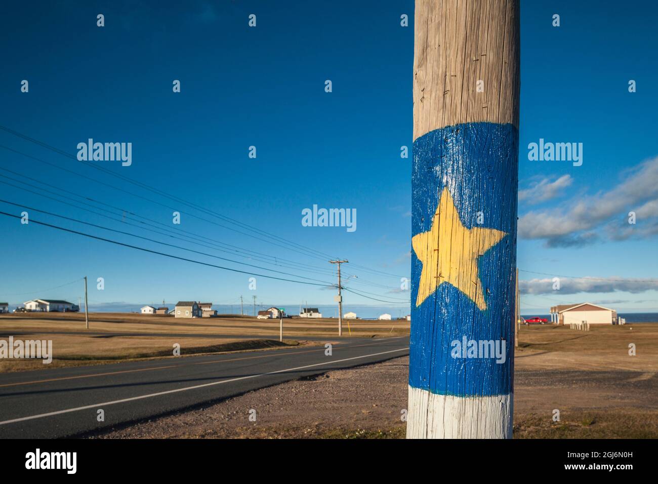 Country road with acadian symbols hi-res stock photography and images ...