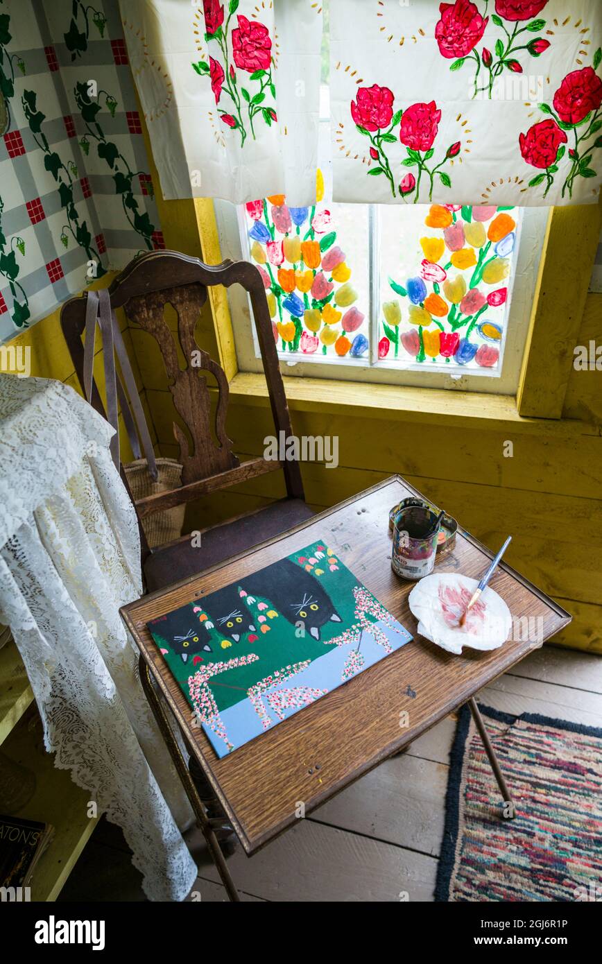 Maud lewis house replica built by murray ross hi-res stock photography ...