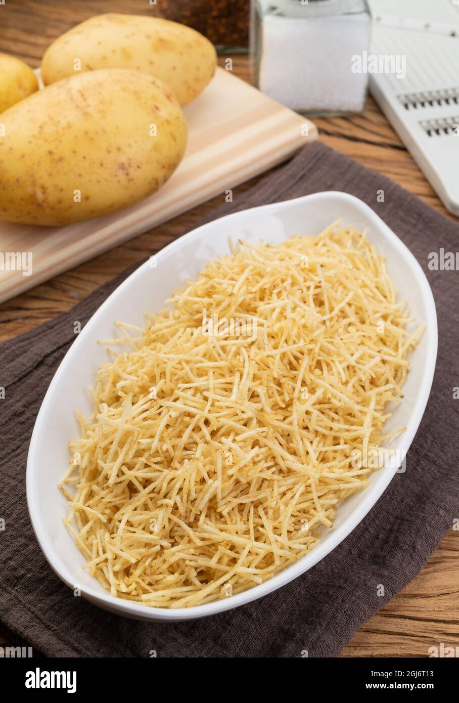 Potato shoestring hi-res stock photography and images - Alamy
