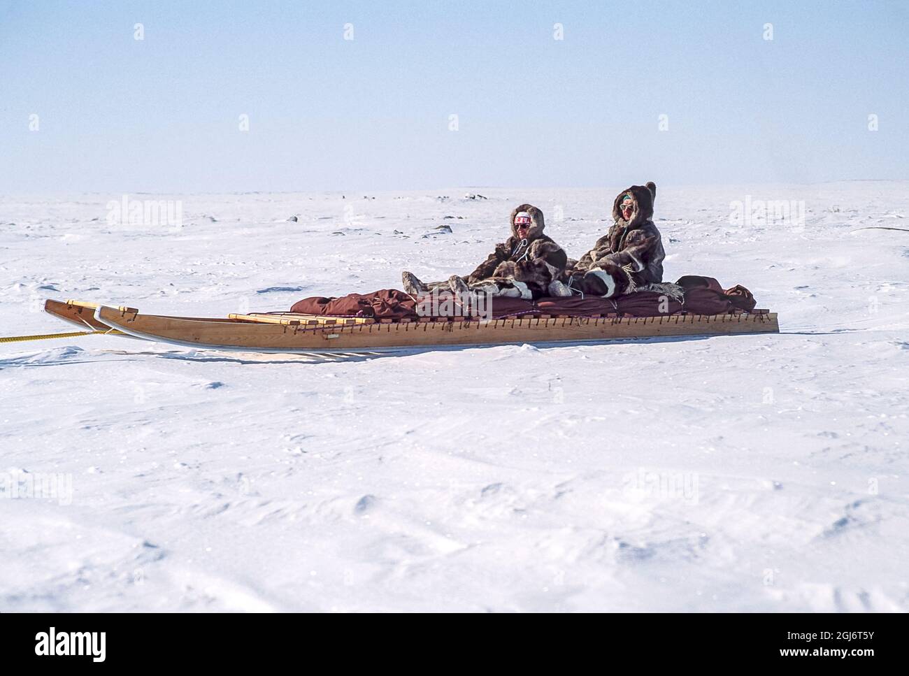 Eskimo sled hi-res stock photography and images - Alamy