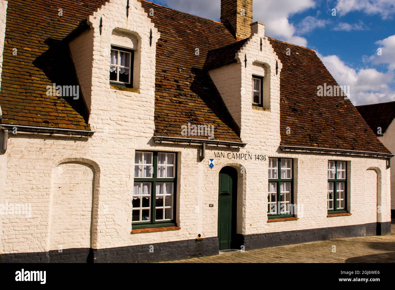 Van campen inn hi-res stock photography and images - Alamy