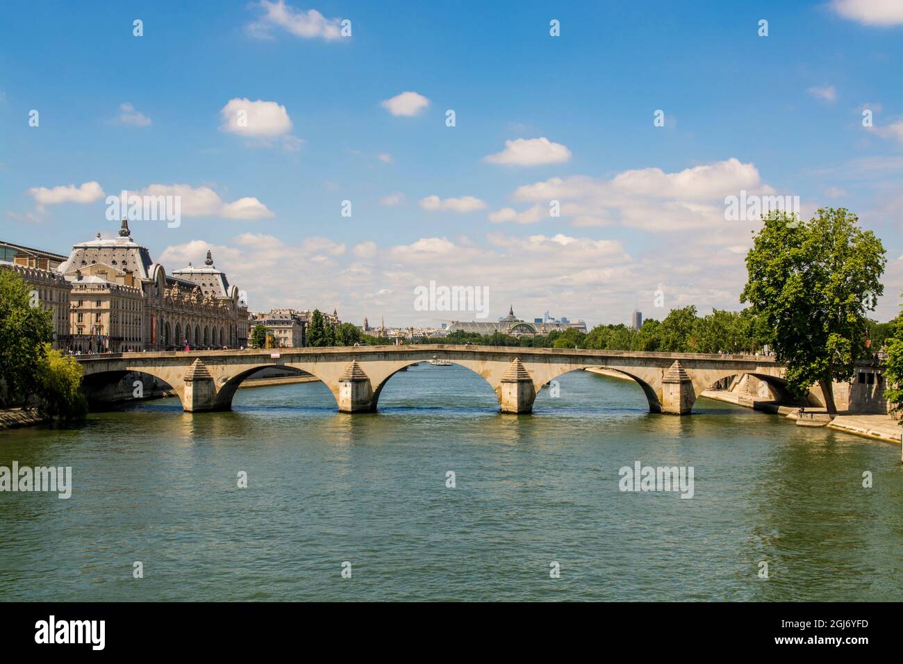 Pont Royal Bridge over the Seine, Paris, France Stock Photo - Alamy
