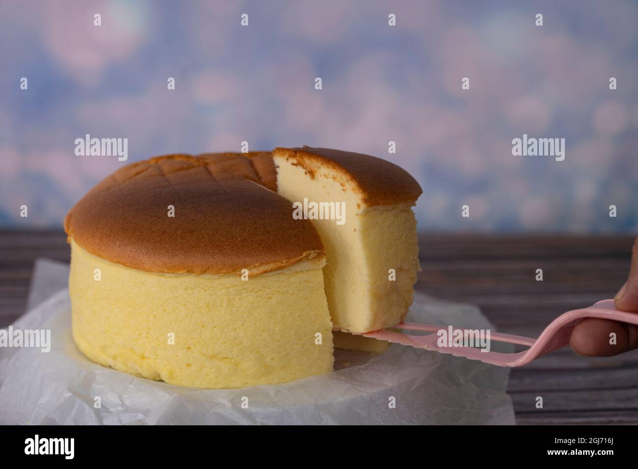 Deliciously jiggly and soft like cotton, the Fluffy Japanese Cheesecake ...