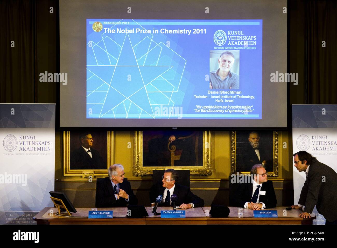 Quasicrystals hi-res stock photography and images - Alamy