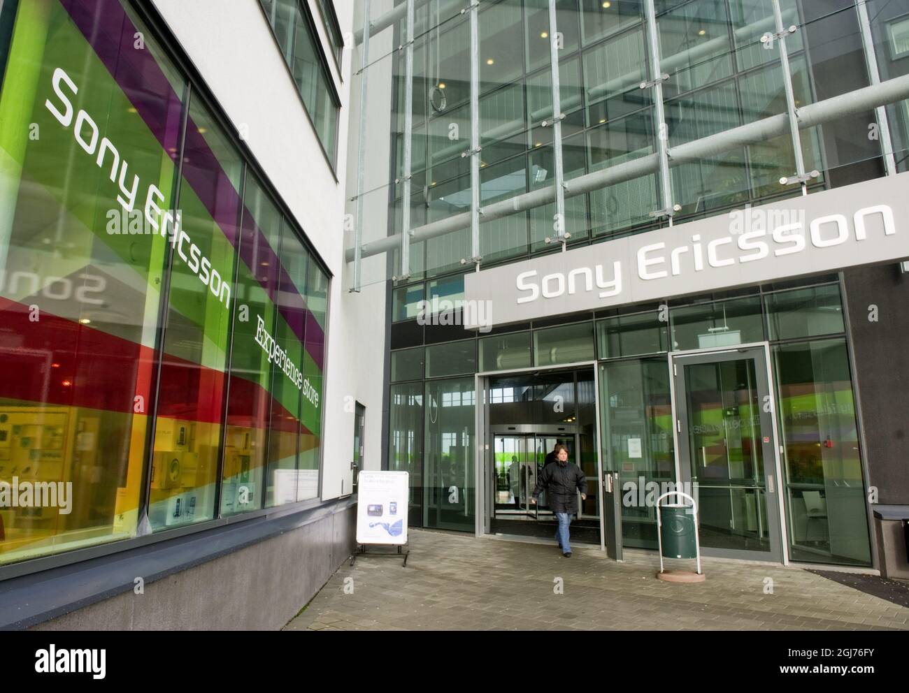 Sony share hi-res stock photography and images - Alamy