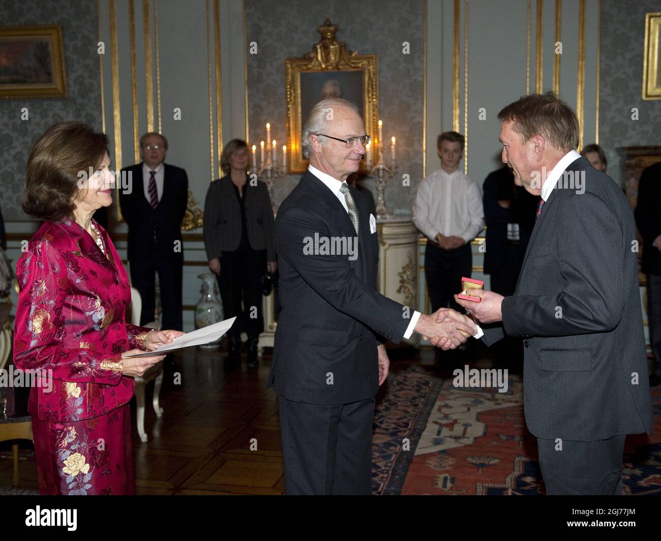 STOCKHOLM 2011-12-06 The sculptor Rune Rydelius was awarded the Prince ...