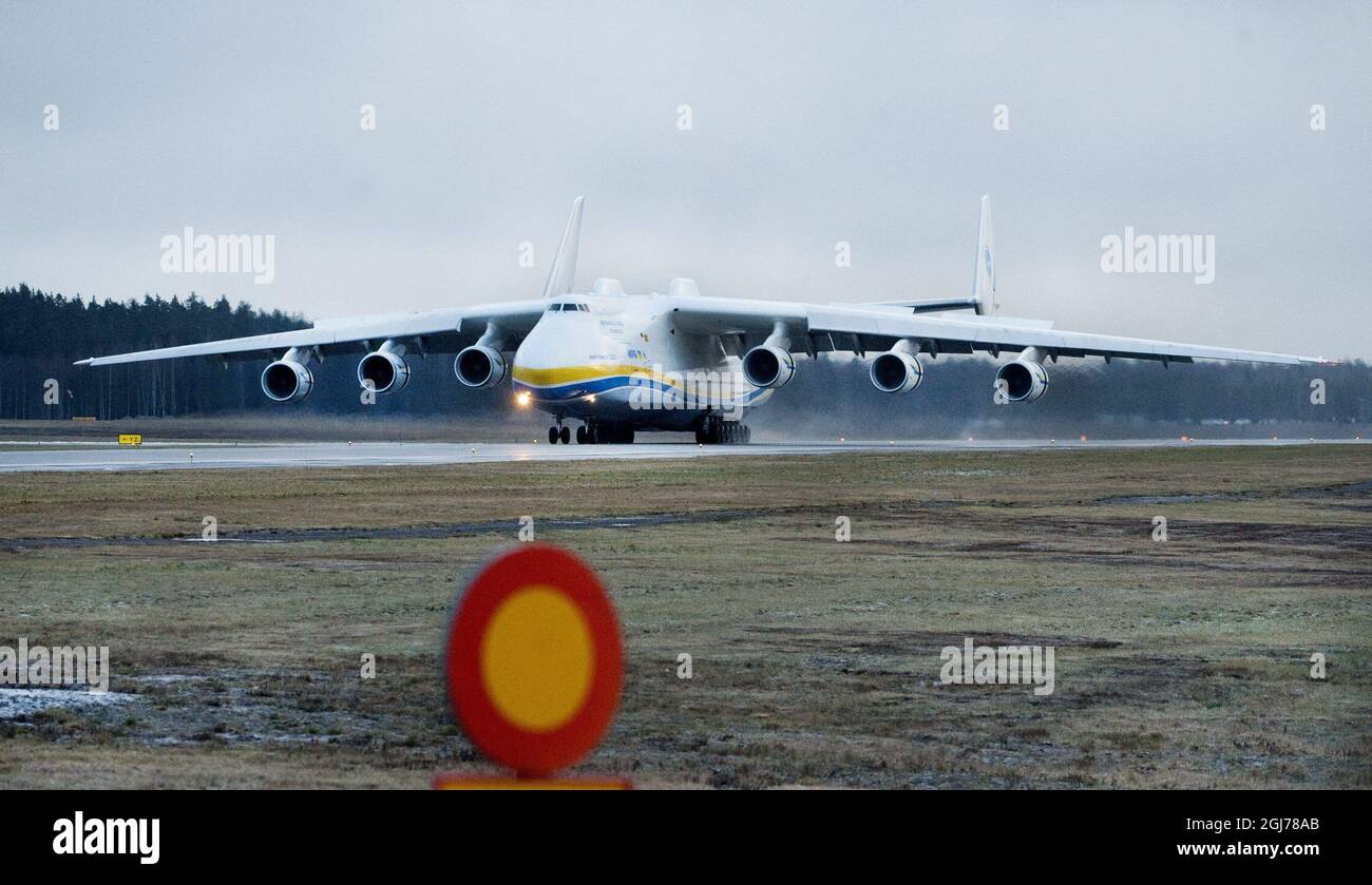 Antonov 255 hi-res stock photography and images - Alamy
