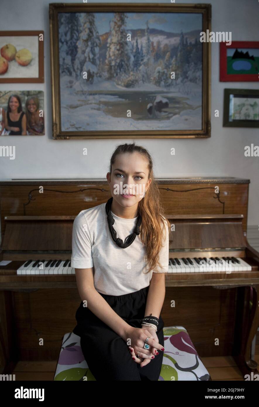 Amanda mair hi-res stock photography and images - Alamy