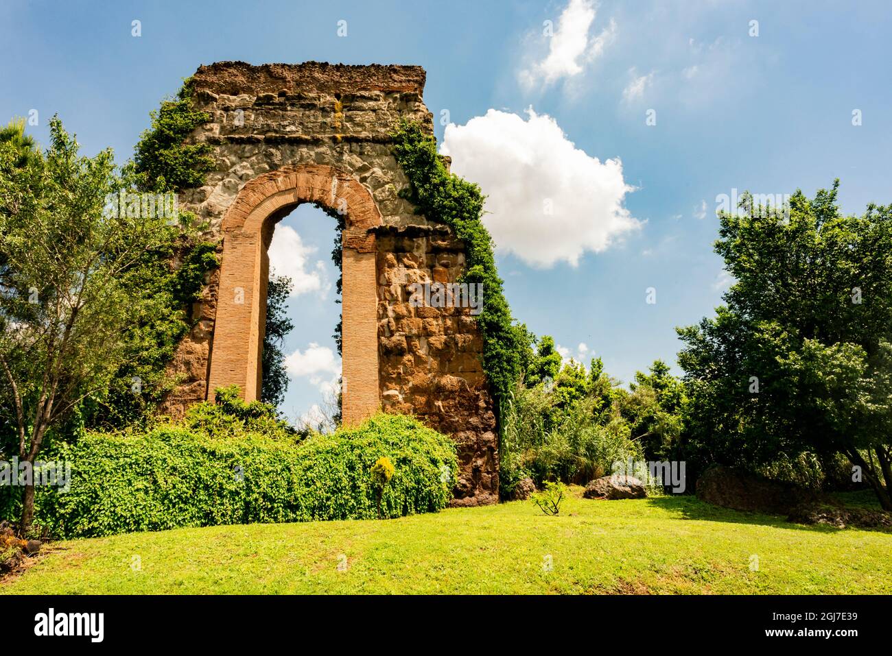 Italy, Rome. Parc of the Aqueducts (Parco degli Acquedotti), Acqua ...