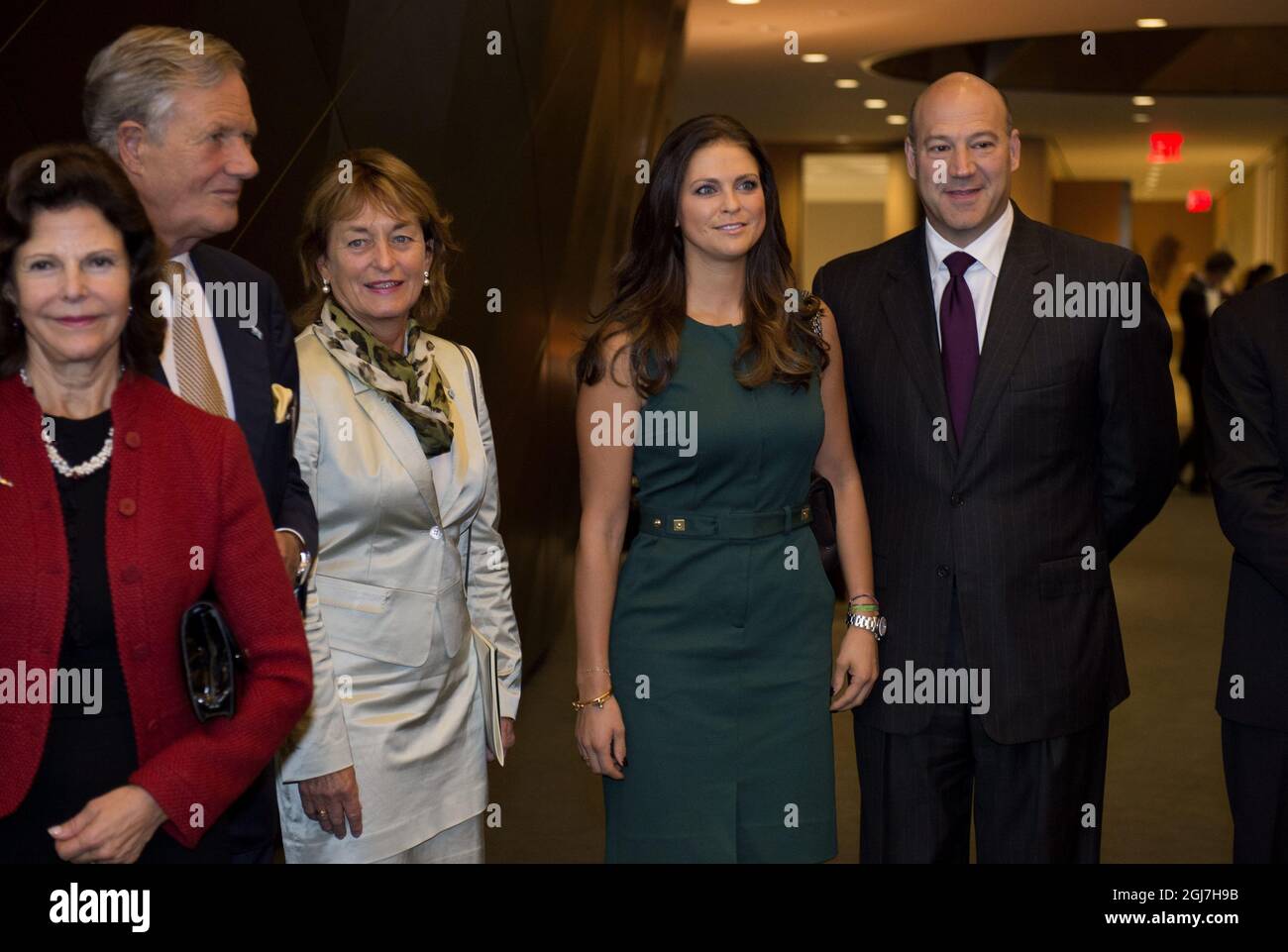 NEW YORK 20121003 Queen Silvia, Swedish business leader Michael ...