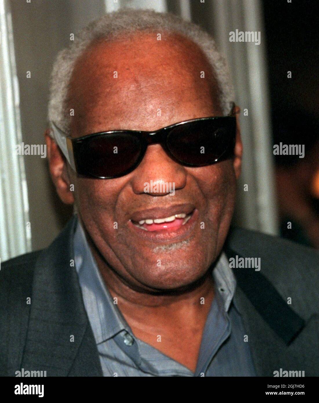 05 11 1998 hi-res stock photography and images - Alamy