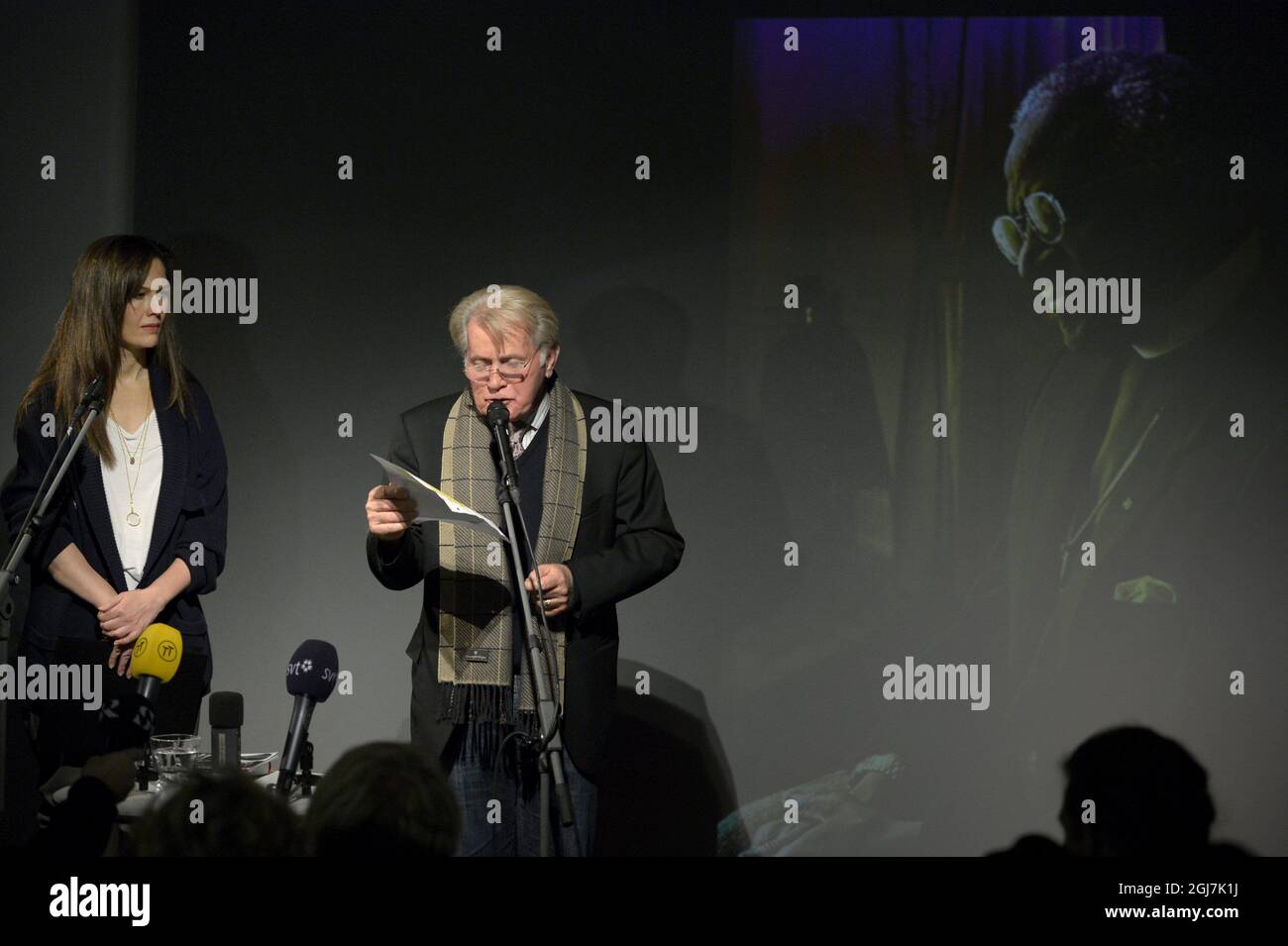 STOCKHOLM 20121025 Swedish actress Elin Klinga and US actor Martin ...