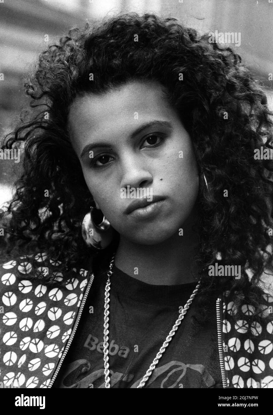 Neneh cherry Black and White Stock Photos & Images - Alamy