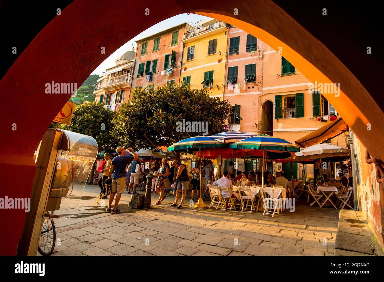 Main town square Vernazza, Cinque Terre, Italy. (Editorial Use Only ...