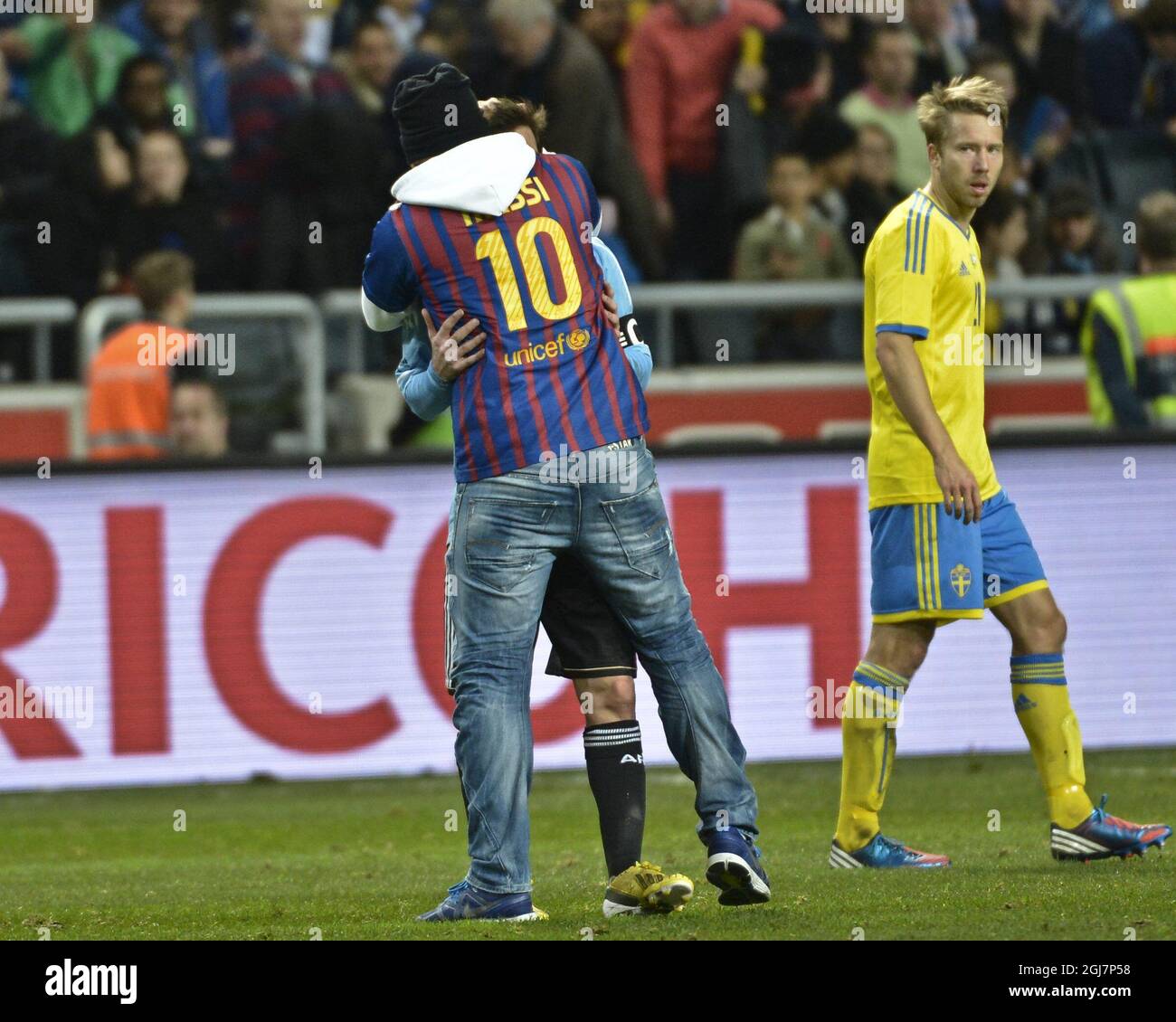Ronaldinho And Messi Friendship Story