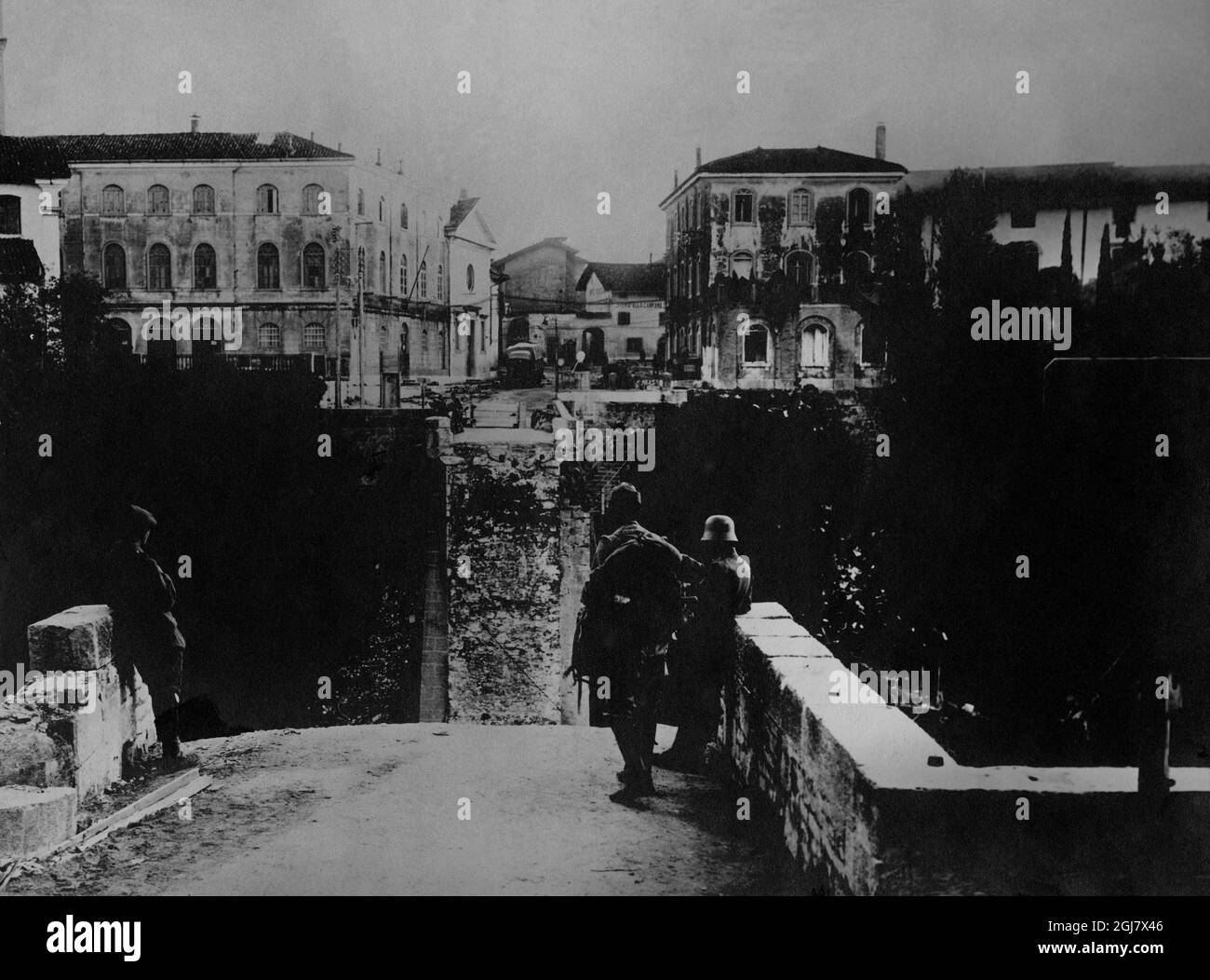 Italians first world war hi-res stock photography and images - Alamy