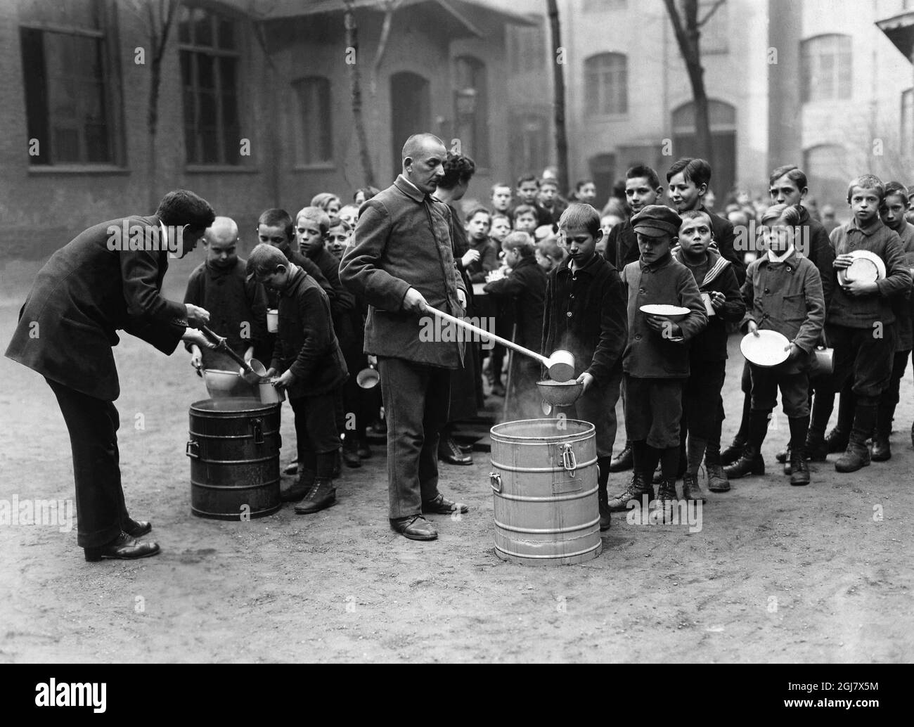 FILE 1914-1918. Photo from the First World War. German children made ...