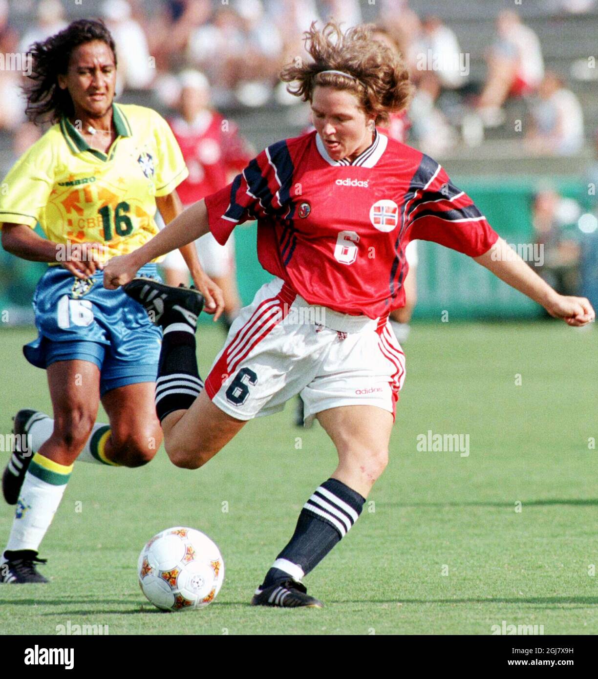Norway's Hege Riise in action Stock Photo - Alamy