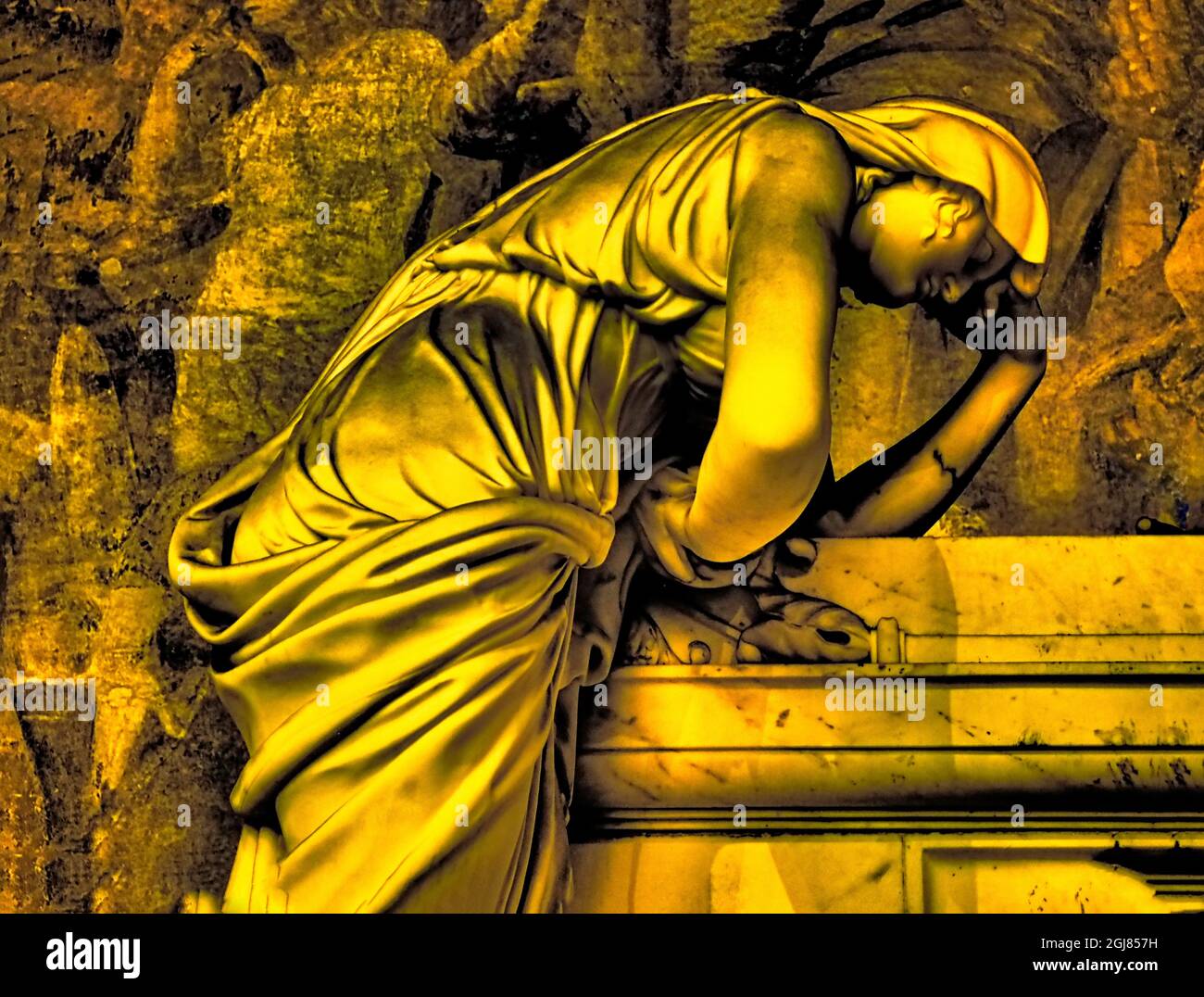 Inside a statue hi-res stock photography and images - Alamy