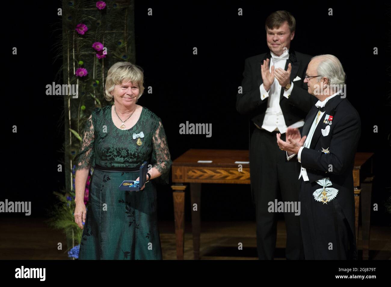 STOCKHOLM 20131025 King Carl Gustaf present the Great Gold Medal to ...