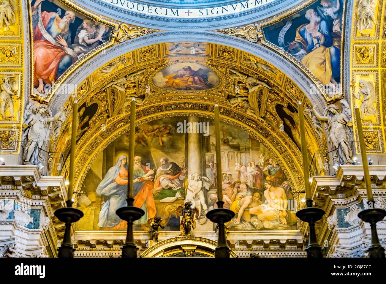 Mary Mosaic Candles Santa Maria Maggiore, Rome, Italy. Built 422-432 ...