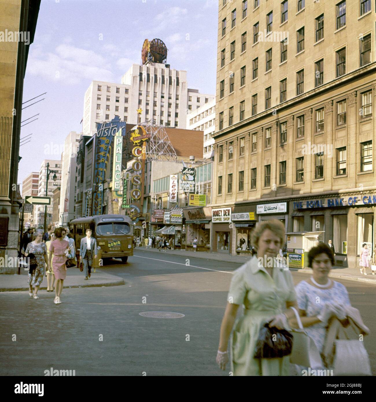 Canada 1960s hi-res stock photography and images - Alamy