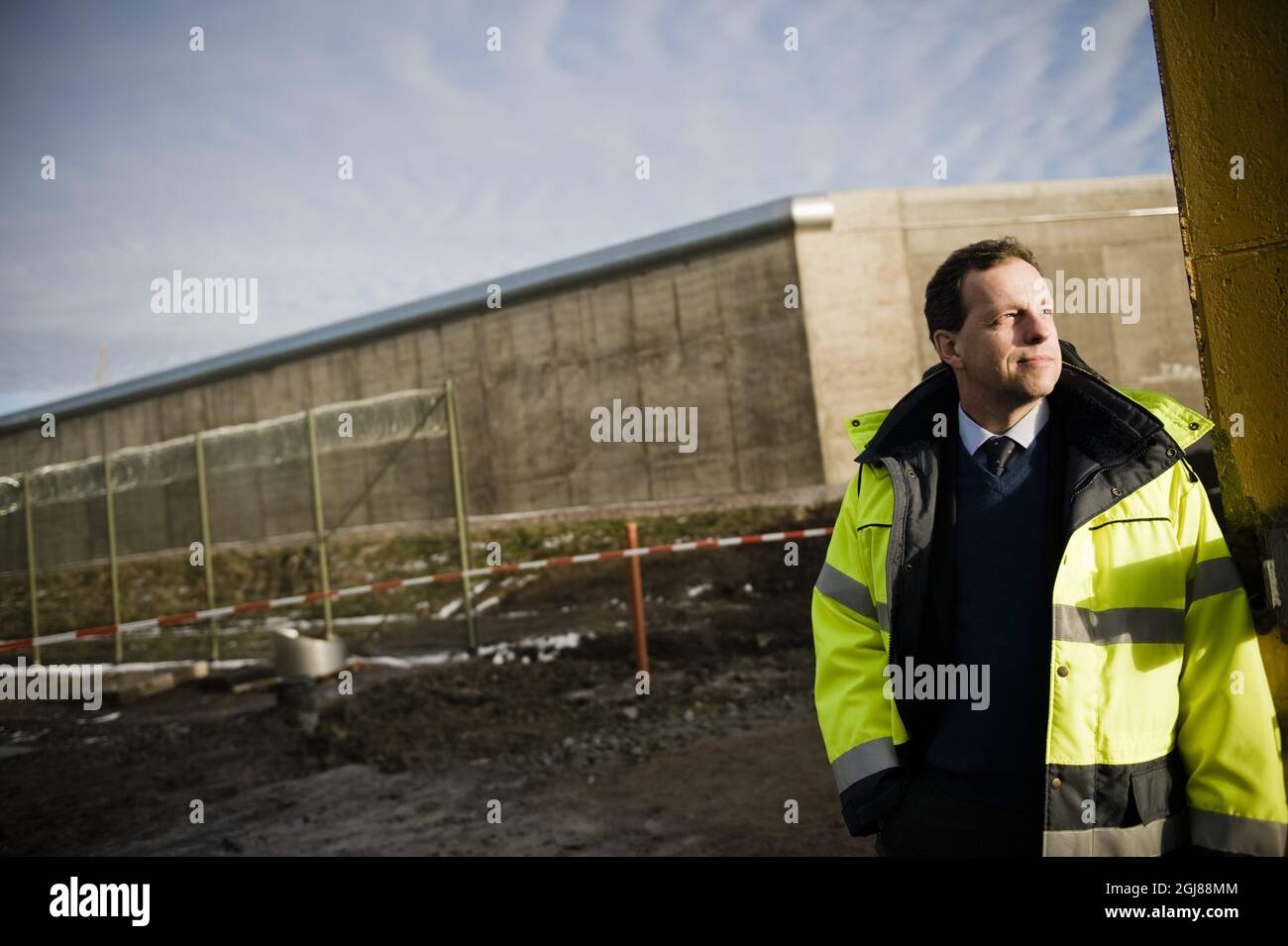 KUMLA 20081126 : Warden Kenneth Gustafsson photographed at the press ...