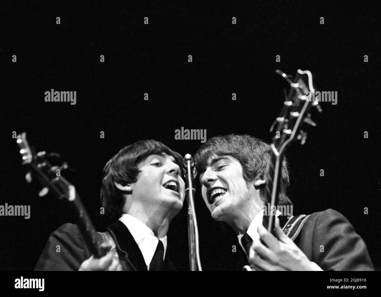 Beatles files 1964 george harrison hi-res stock photography and images ...