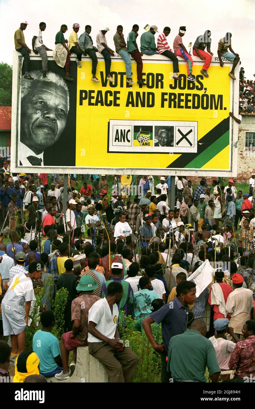 1994 south africa election hi-res stock photography and images - Alamy