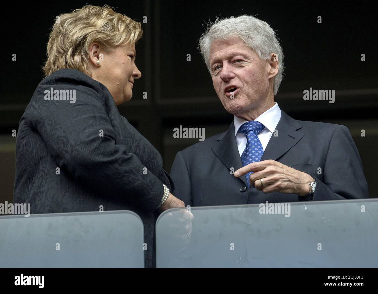 JOHANNESBURG 2013-12-10 Norway's Prime Minister Erna Solberg talks to ...