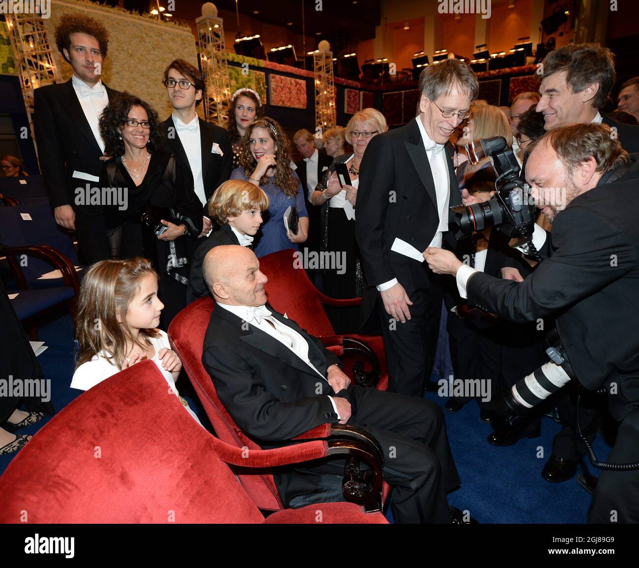 STOCKHOLM 2013-12-10 Professors Eugene Fama (sitting) and Lars Peter ...