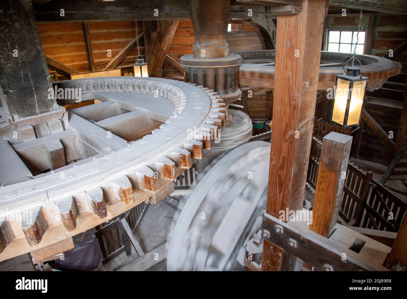 Europe, Netherlands, Zaanse Schans. The inside workings of The Cat ...