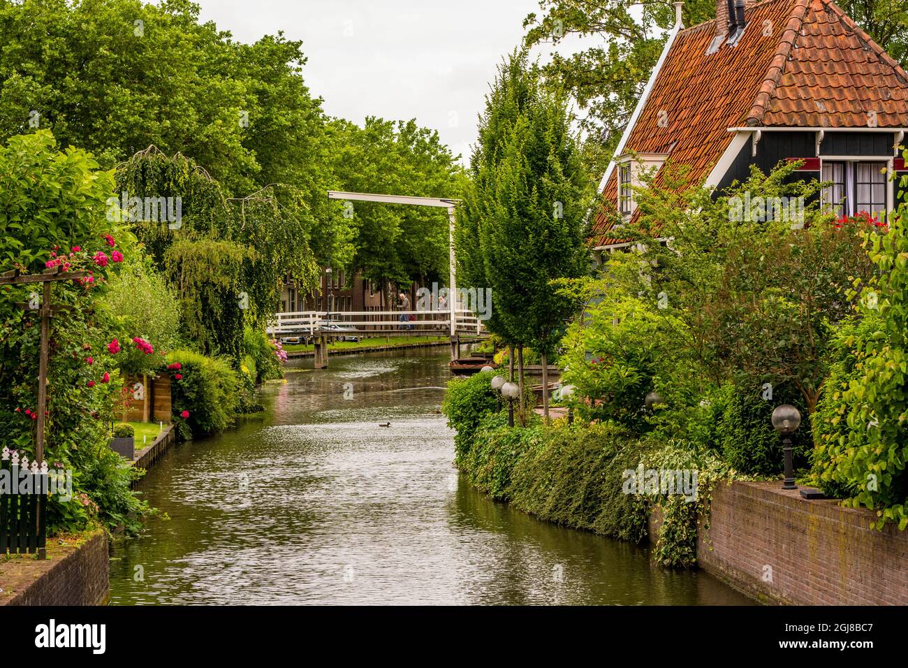 Edam canal bridge hi-res stock photography and images - Alamy
