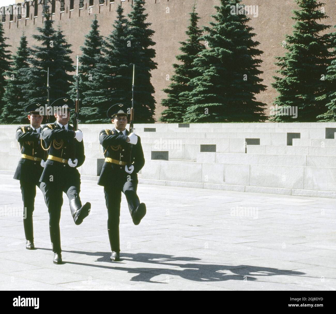 FILE MOSCOW 1985 Guard Soldiers at the Kremlin in Moscow 1985. Foto ...