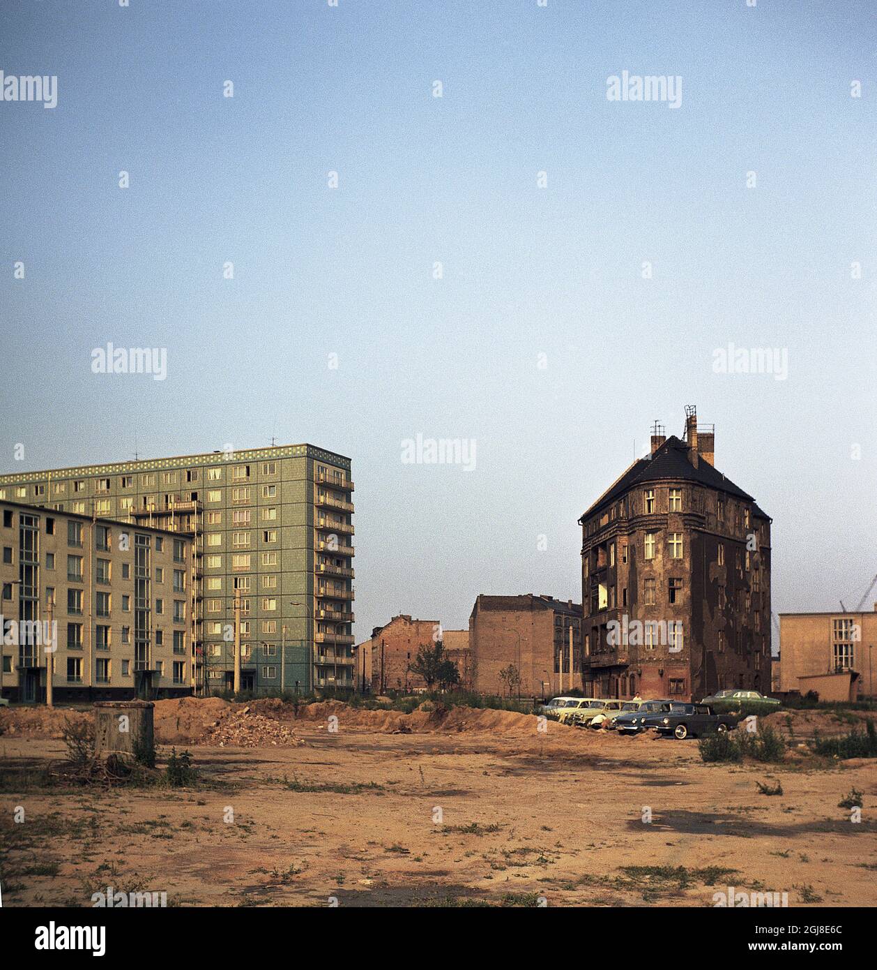 FILE BERLIN 1975. Many bomb damaged areas in Berlin are still ...