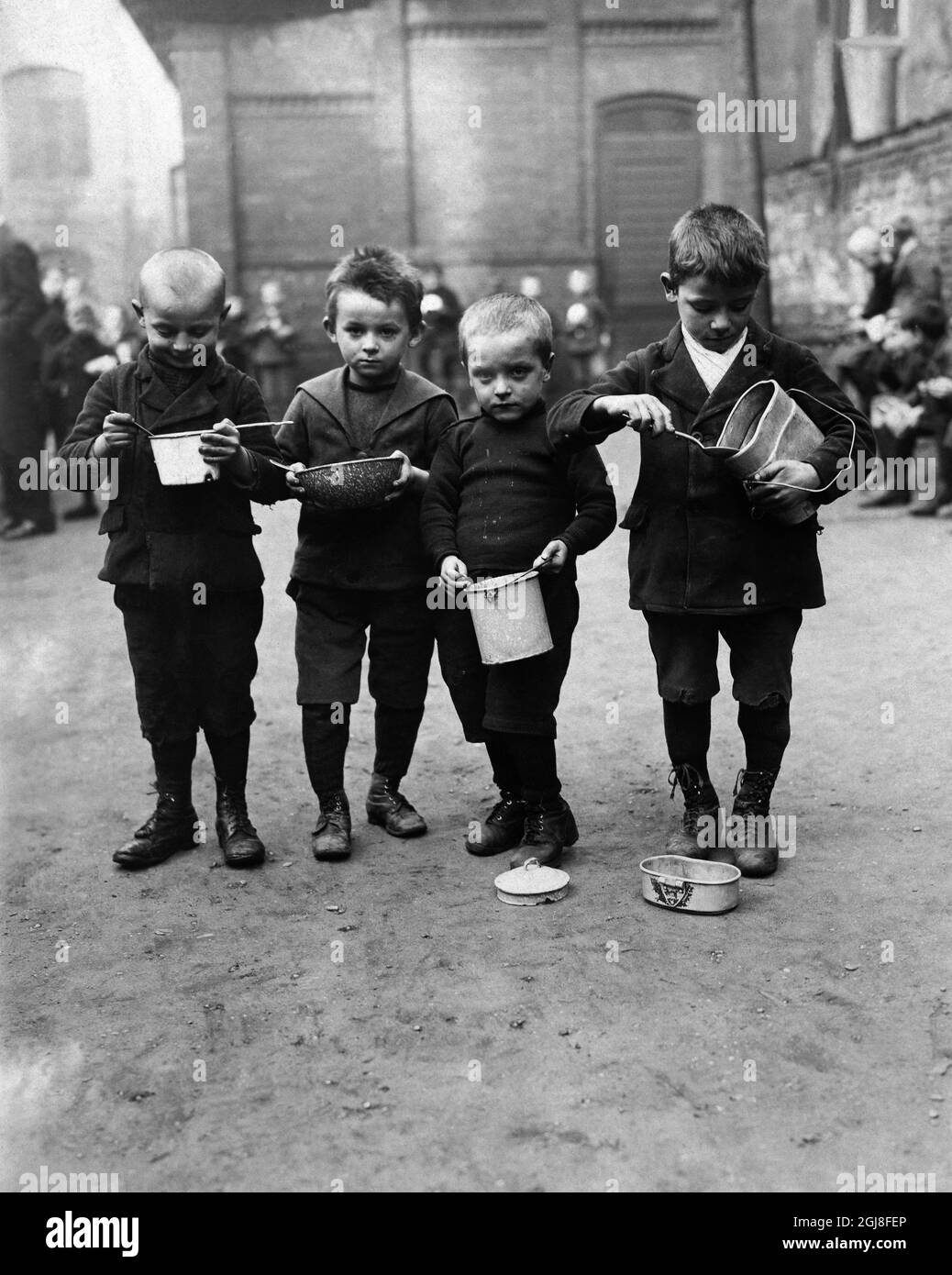FILE 1914-1918. Photo from the First World War. German children made ...
