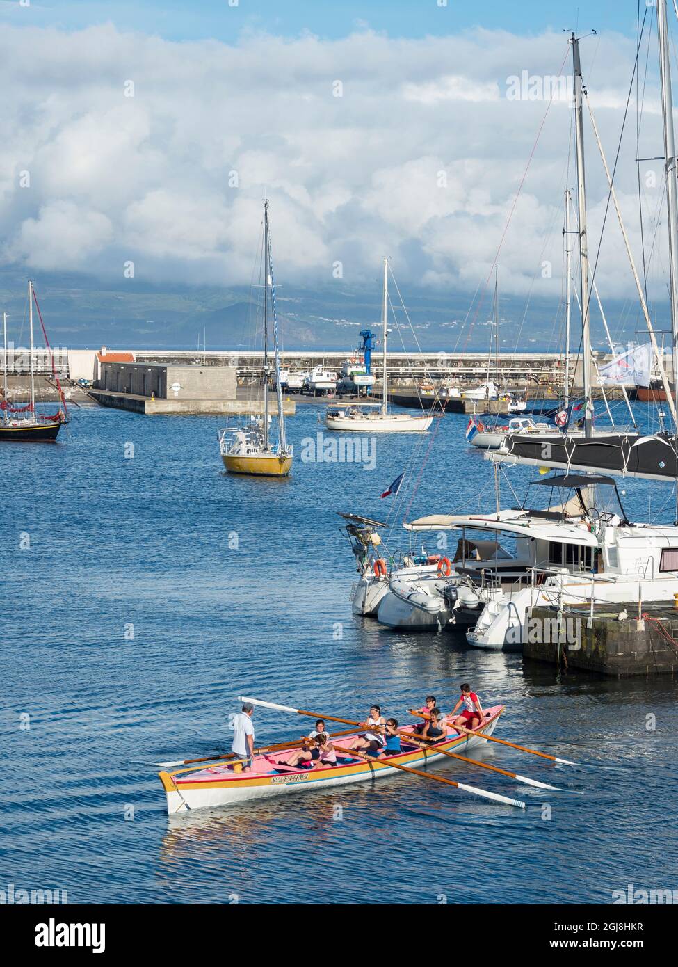 Whaling boats in the marina, famous and loved by circumnavigators ...