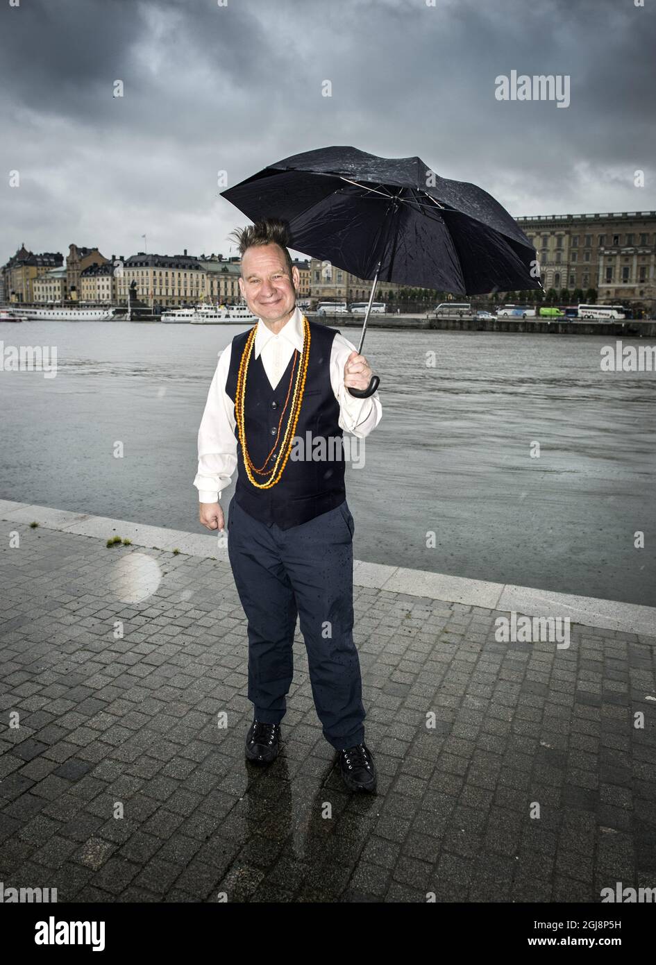 Sellars hi-res stock photography and images - Alamy