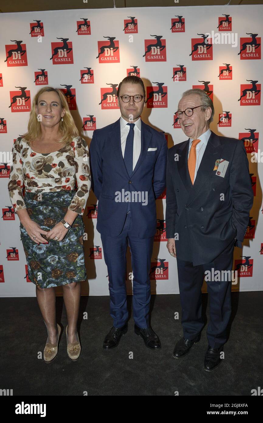 STOCKHOLM 2014-12-01 Prince Daniel, flanked by Gunilla Herlitz and Hans ...