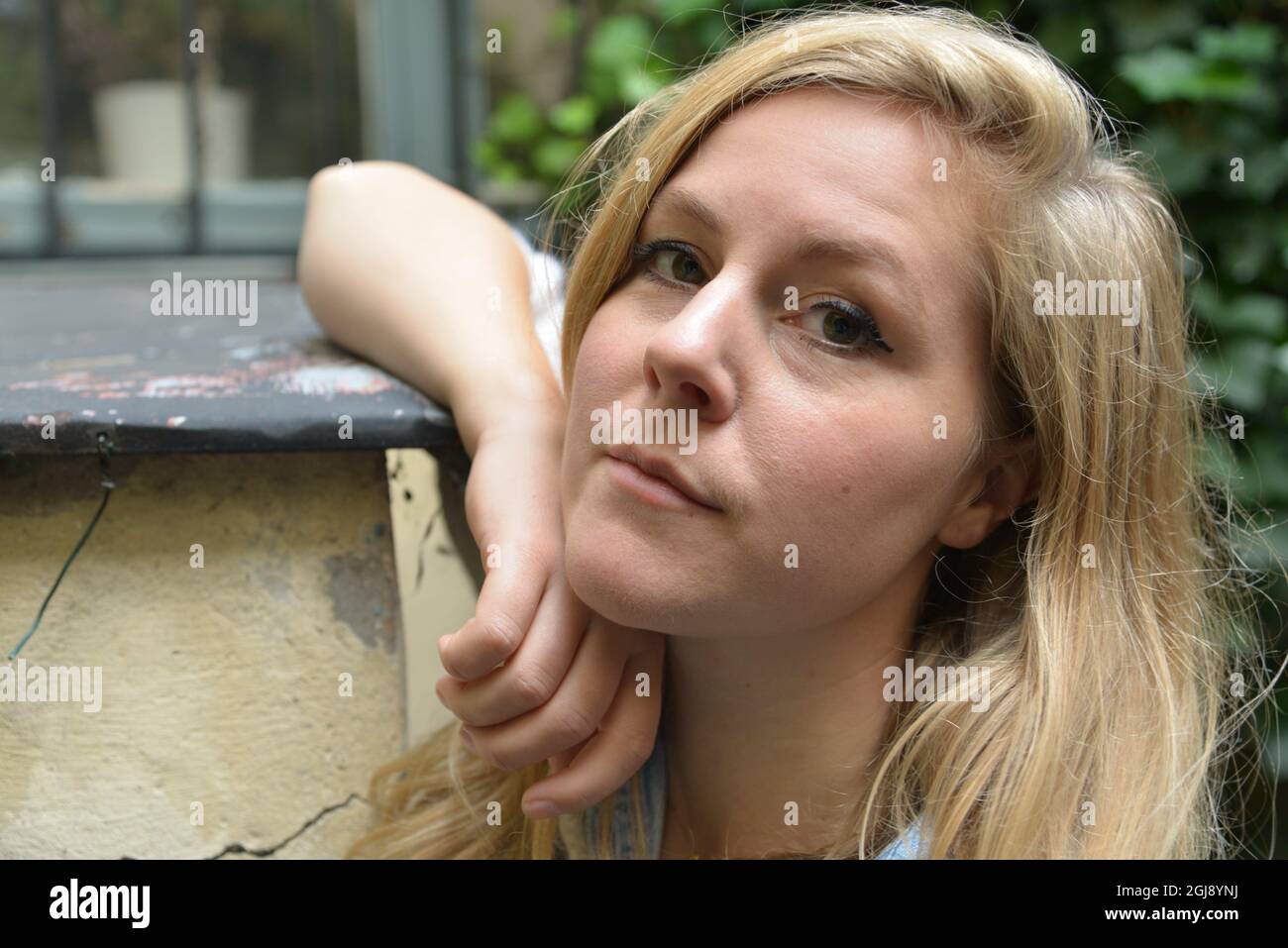STOCKHOLM 20141008 The cellist and singer-songwriter Linnea Olsson ...